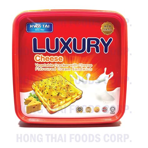 Hwa Tai Luxury Vegetable Crackers With Cheese Flavored Cream Sandwich
