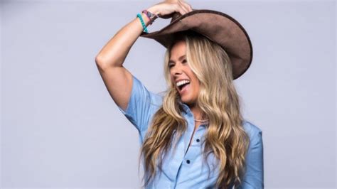Foto A Fazenda será apresentada por Adriane Galisteu Purepeople