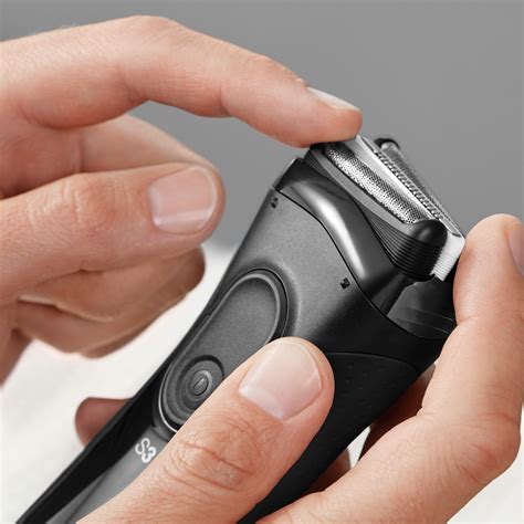 Black Series 3 Proskin 3020s Black Shaver