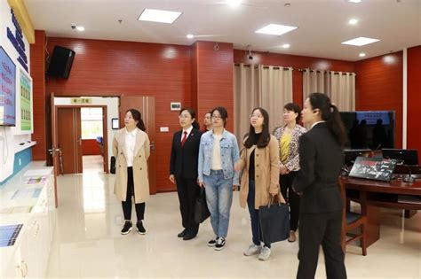 自治区评估检查组到鹿寨县法院开展实施广西妇女儿童发展规划（2011 2020）终期评估现场考察澎湃号·政务澎湃新闻 The Paper