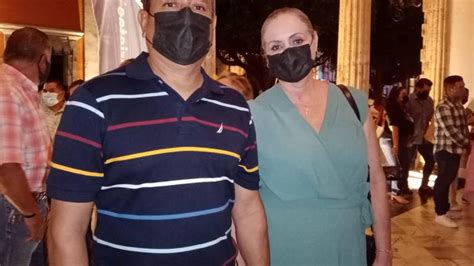 Disfrutan De La Puesta En Escena Dmente Con El Actor Ari Telch