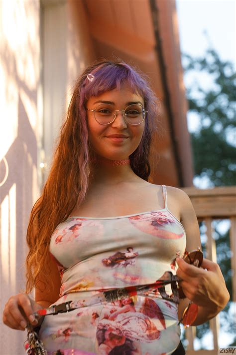 Bubble Butt Venus Strange Era Eros Zishy Prime Curves