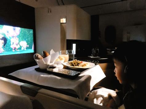 [에티하드 항공] 인천 출발 아부다비 도착 비즈니스 클래스 5세 아이와 탑승 리뷰 네이버 블로그