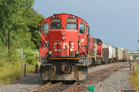 Railpictures Ca Jason Noe Photo Just As A Fast Moving Storm Rolled Through Kitchener CN L