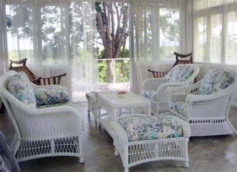 White Living Room With Wicker Furniture