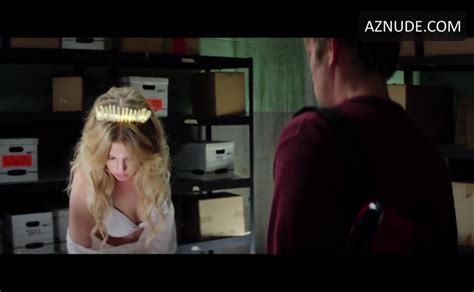 Barbara Dunkelman Underwear Scene In Day 5 Aznude
