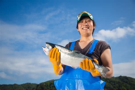 【満員御礼】【特別イベント】銀鮭＆ホヤ漁師カフェ 〜都心で漁師と語りながら魚を食べる夜 一般財団法人 Next Wisdom