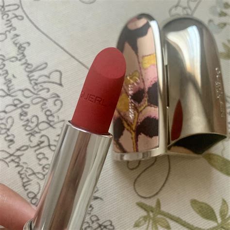 Guerlain Velvet Metal Lipstick In 880 Magnetic Red And Lipstick Cases Canadian Beauty