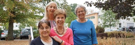 Alt Und Jung Kinderbetreuung Durch Seniorinnen Paritätische