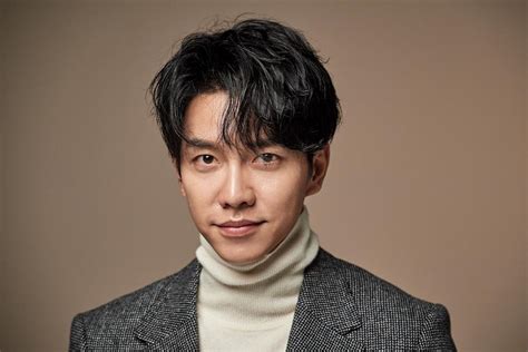 Lee Seung Gi Personally Writes About Conflict With Hook Entertainment