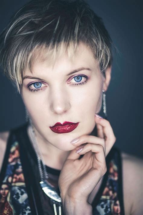 Right Between The Eyes Photography By Kevin Robertson Model Kitty