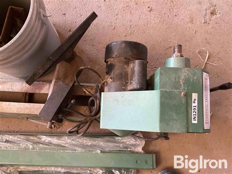 2007 Central Machinery Wood Lathe Industrial Bigiron
