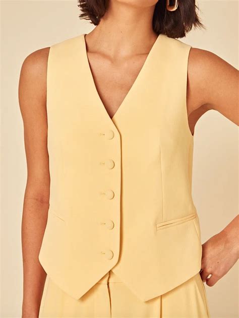 Cocktail Attire Dress Code Exactly What To Wear And What To Avoid