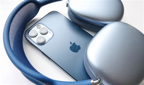 Review Apple Airpods Max Noise Cancelling Headphones Pickr