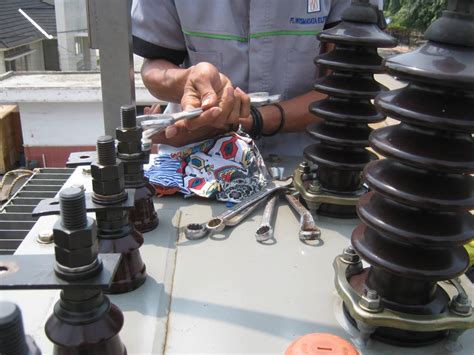 Preventif Penggantian Bushing Trafo Service Trafo Cubicle Purifikasi Dan Treatment