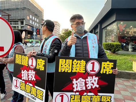 教團力挺續留國會 接力陪同張廖萬堅路口拜票