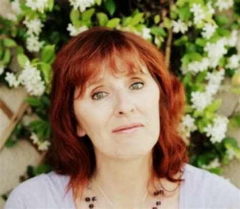 Marie Tibi Le Livre Sur Les Quais