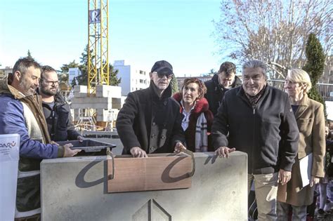 Nîmes Quartier Clos dOrville pose de la première pierre du groupe scolaire Léo Rousson La