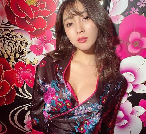 森咲智美 Tomomi Morisaki On Instagram “これがこう Exmaxより 早く良くなりますように。” 女優
