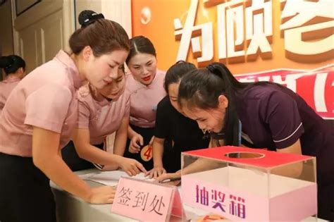 香港红瑞集团 • 红洋坊最美手工艺人评选暨首届美容师“金手指”技能大赛 “演说技能”复赛圆满落幕！海南红瑞集团