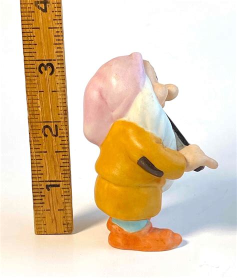 Disney Snow White Seven Dwarfs Porcelain Bisque SLEEPY Figurine