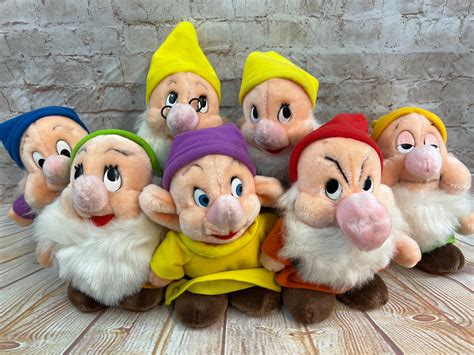 Disney Snow White Seven Dwarfs Tomy Plush Toys Full Set Of Vintage