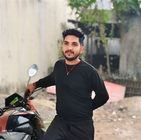 Dhiraj Kumar On Reels