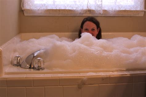 Brady Bunch Bubbles You Know The Episode Of The Brady Bunc Flickr