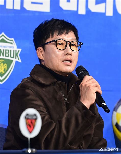 노인 아닌 어른 꿈꾸는 이정효 여유까지 장착한 ‘매력남으로‘광주 매직 시즌2가 온다｜스포츠동아