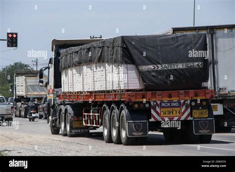 Chiangmai Thaïlande 31 mai 2023 camion remorque à conteneurs de la