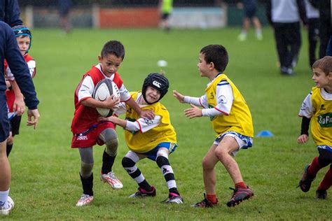 Les écoles de rugby boostent le nombre de licenciés en Charente après