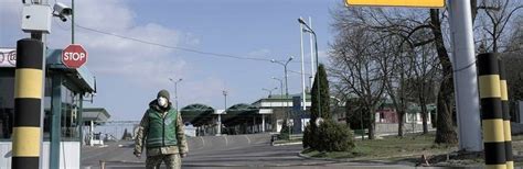 В Україні змінили правила виїзду дітей за кордон які документи потрібні Pro News