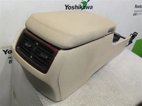 クラウンマジェスタ Dba Urs206 センターコンソール コンソールボックス ｜売買されたオークション情報、yahooの商品情報を