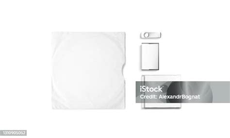 빈 흰색 비닐 Cd Dvd 및 Usb 커버 모형 세트 오디오 카세트에 대한 스톡 사진 및 기타 이미지 오디오 카세트 콤팩트