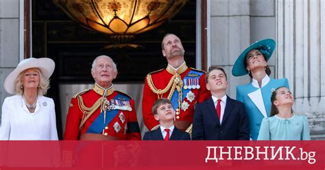 Чарлз Iii почете жертвите на Ер Индия на голям военен парад Дневник