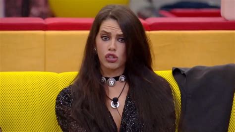 Gf Vip Il Pesante Commento Di Nicole Murgia Su Antonella