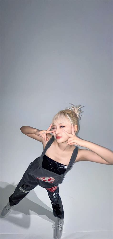 NINGNING WALLPAPER Punk, Kpop, Wallpaper, Girls, Style, Fashion ...