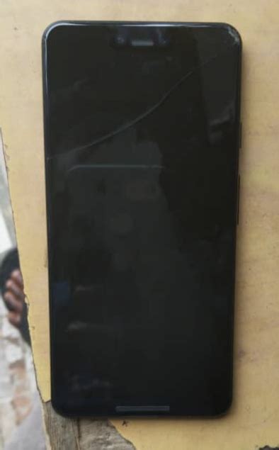 Sold Usa Used Google Pixel Xl Gb With Hairline Cracked Phones Nigeria