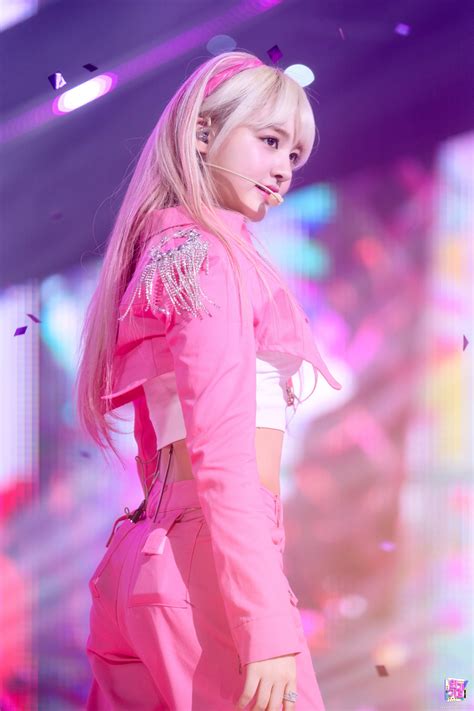 220424 Ive Liz ‘love Dive At Inkigayo Kpopping