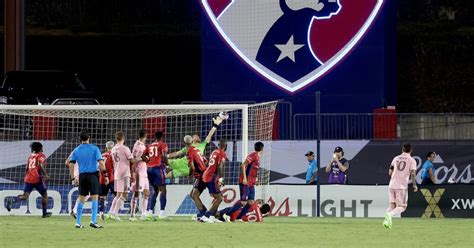 El Espectacular Gol De Messi De Tiro Libre Ante Fc Dallas Desde Todos