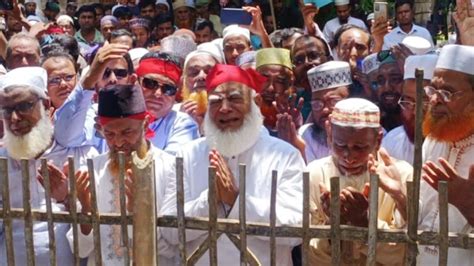 শহীদ আবু সাঈদ এর কবরের পাশে আপ্লুত ডঃ শফিকুর রহমান Youtube