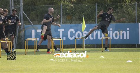 Palermo Verso Il Bari Seduta Mattutina A Torretta Il Report Mediagol