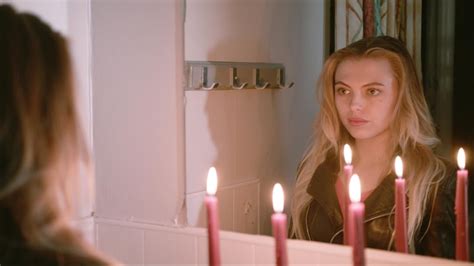 Jp 鮮血のマリー 鏡の中の幽霊（字幕版）を観る Prime Video