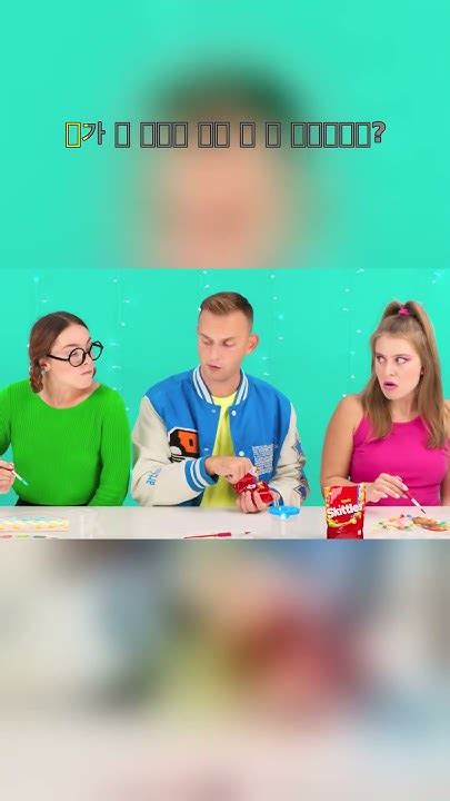 스킷들을 사용하여 지저분하지만 재미있는 예술 작품을 만드는 과정을 지켜보세요 Diy 공예 Youtube