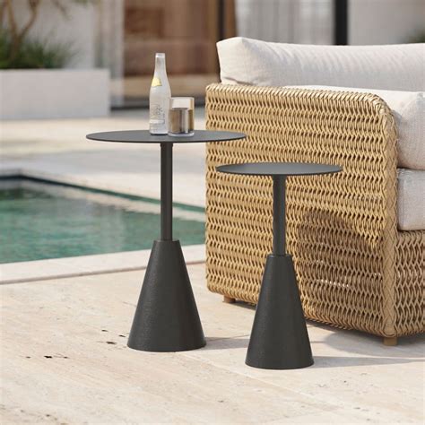Tyra Outdoor Nesting Side Tables 12 15 75 West Elm