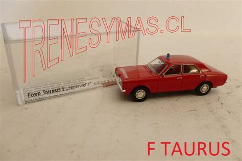 Automovil Ford Taunus Trenesymas