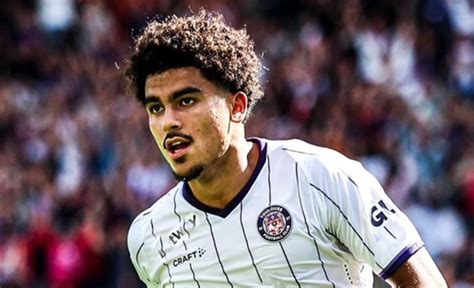 Zakaria Aboukhlal Maillot Arc En Ciel Les Explications Du Marocain