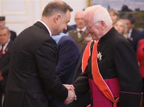 Ks Jan Sikorski Odznaczony Orderem Odrodzenia Polski