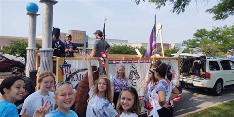 Jobs Daughters Bethel 68 In 2021 Carmelfest Parade