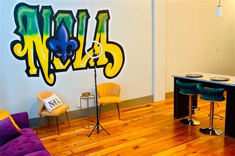 12 Festive Mardi Gras Party Ideas For Adults Peerspace